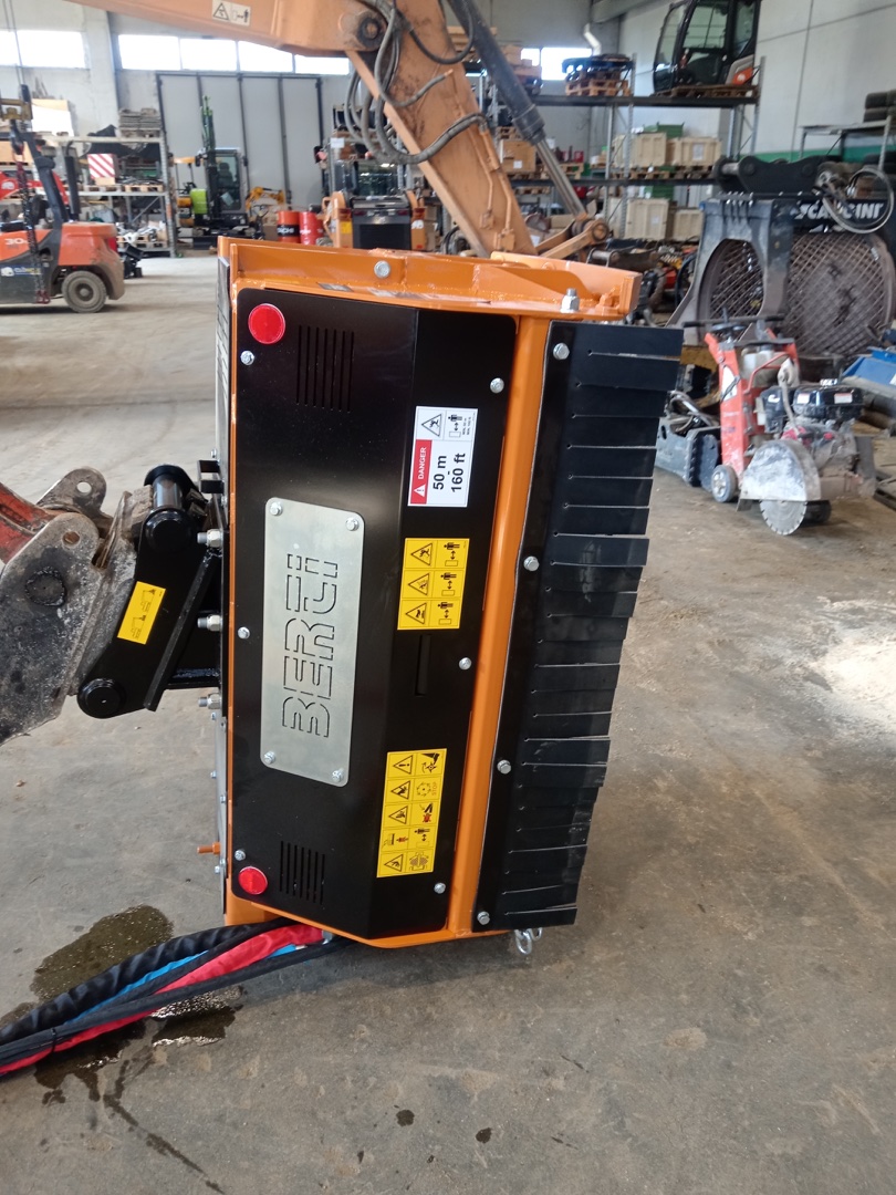 BERTI PARK/FX L=120 CUSTOM forestry mulcher · Franco Clò